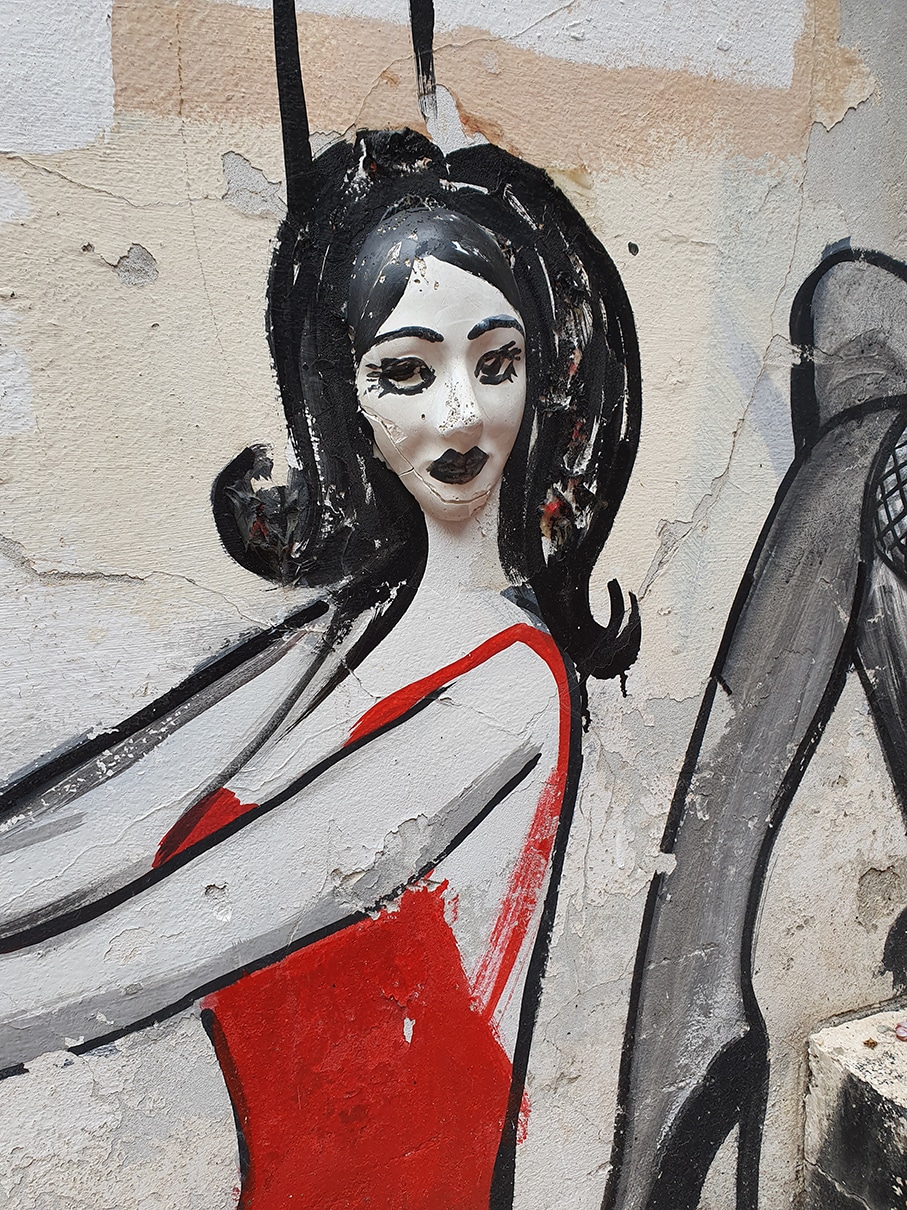 Street art & Graffiti in Nahalat Benjamin, Tel Aviv - Street Art ...