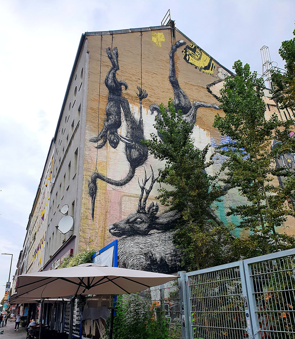 Roa: Life, Death, and the Wild - Street Art & Graffiti - Dror Hadadi