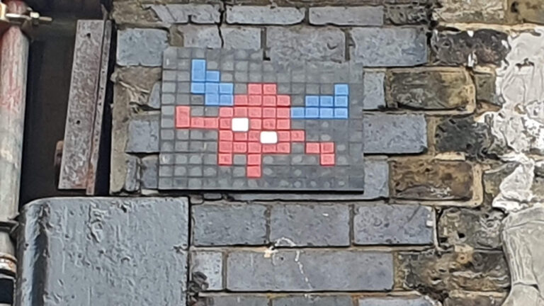 Space Invaders – Street Mosaics - Street Art & Graffiti - Dror Hadadi